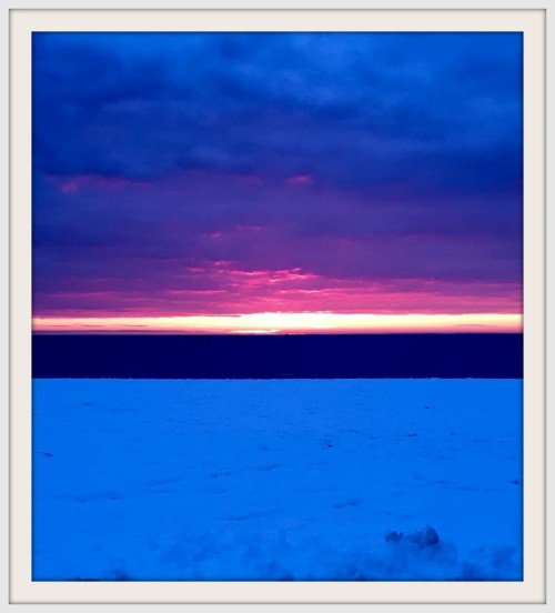 Crossroads Hardware | 06880