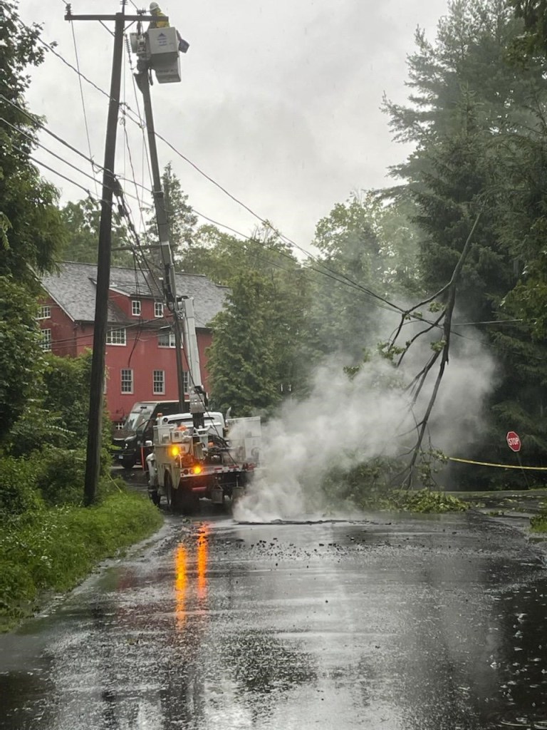 Scenes From A Storm | 06880