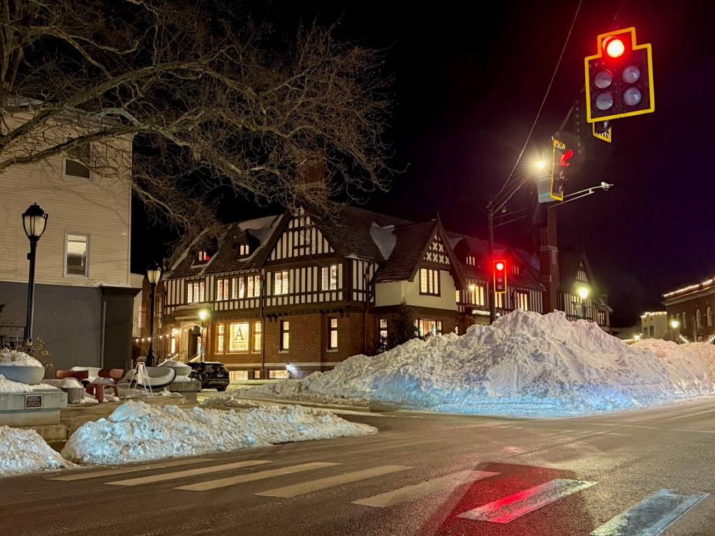 Roundup: Piles, Playhouse, Poetry … | 06880